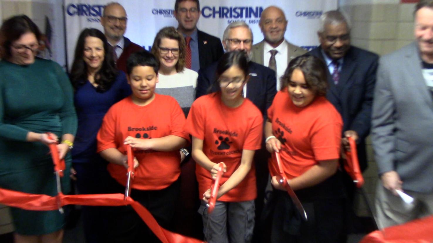 VIDEO | New school-based wellness center opens at Brookside Elementary ...