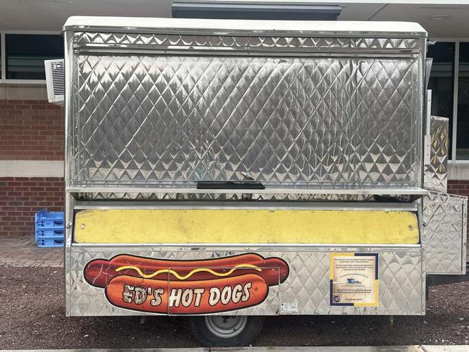 Employee sparks support for Wilmington DMV food cart owner waiting out ...