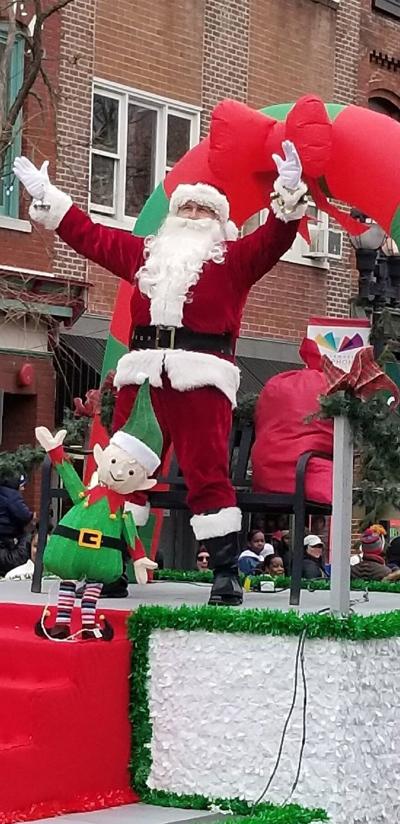 Santa is back! Wilmington Jaycees Christmas Parade steps off Saturday ...