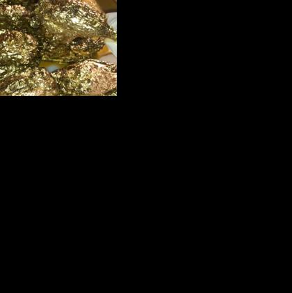 24K gold chicken wings are NYC's latest weird food craze | The Latest ...