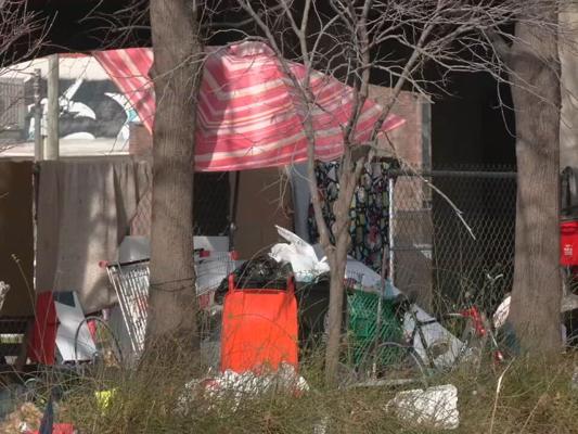 Louisville's homeless population on the rise as city cuts funding ...