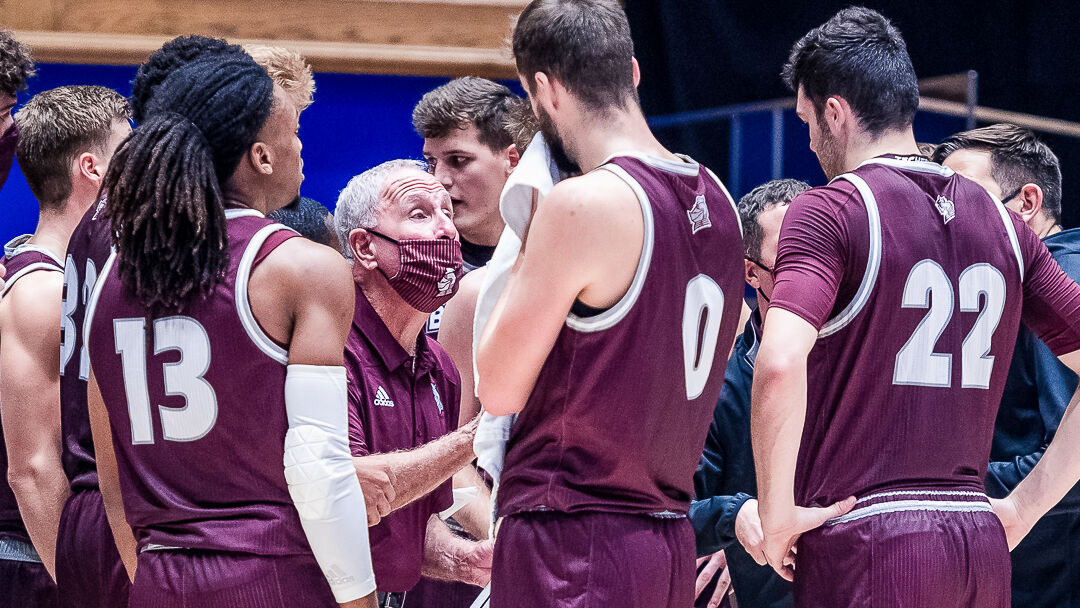 BOZICH | 5 fun facts about Bellarmine basketball | Sports | wdrb.com