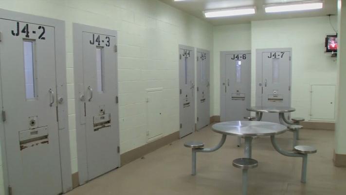 New Louisville Metro Department of Corrections program aimed at helping ...