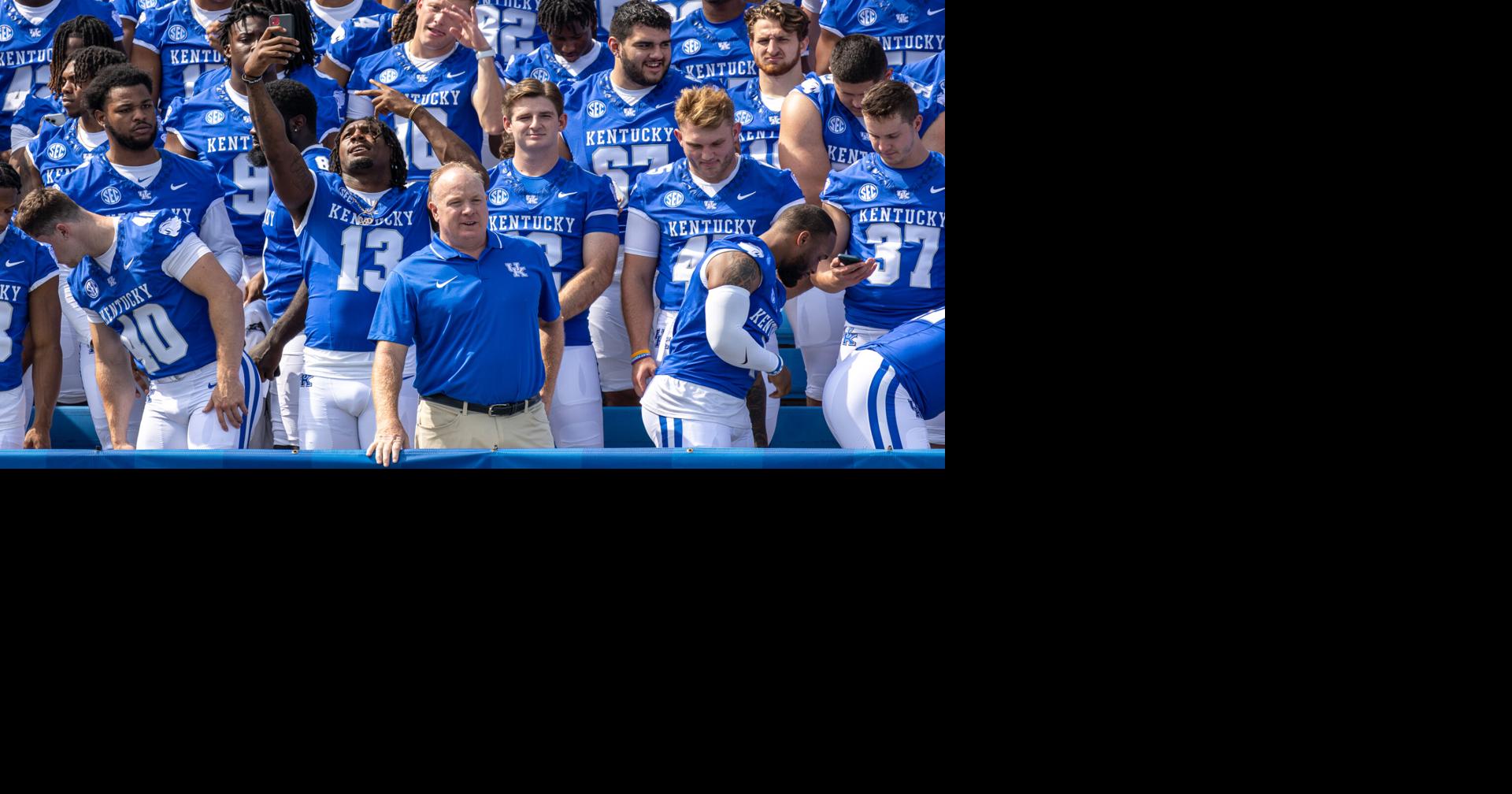 After a sometimes-sloppy opening win, Kentucky's Stoops is Mr. Clean ...