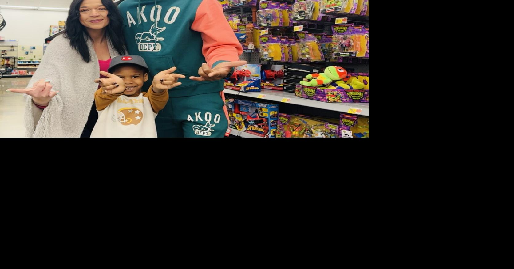 JCPS 1st grader, family go on shopping spree after JCPS bus driver ...