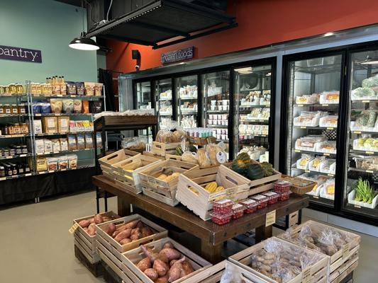 New grocery option in Smoketown provides fresh, local food in ...