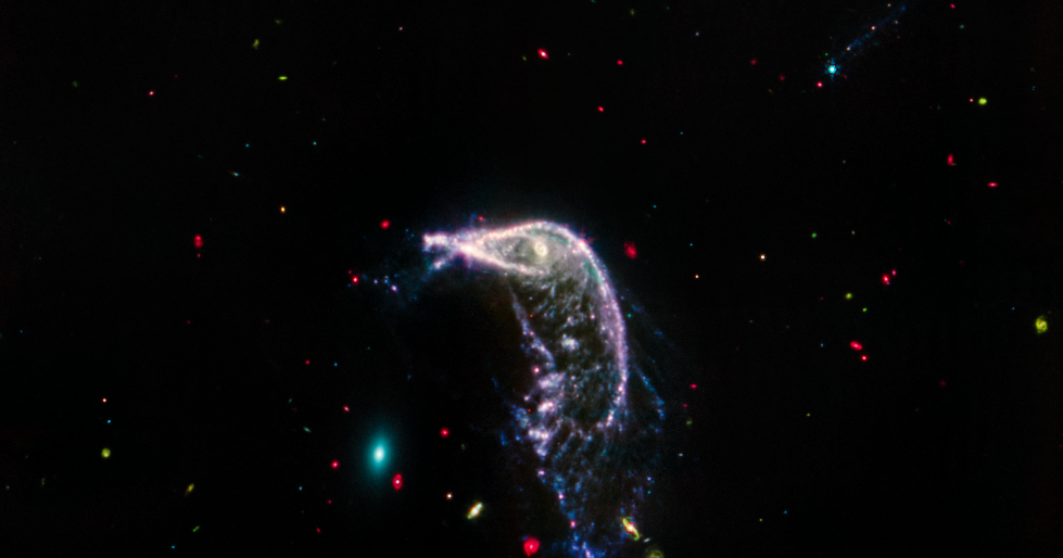 Vivid Portrait of Interacting Galaxies Marks Webb’s Second Anniversary | Weather Blog | wdrb.com