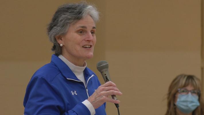 Tori Murden McClure donates her rowboat to Louisville's Frazier History ...