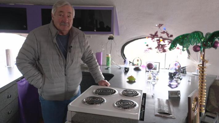 'Spaceship' spotted on Kentucky hillside is a house used for out-of ...