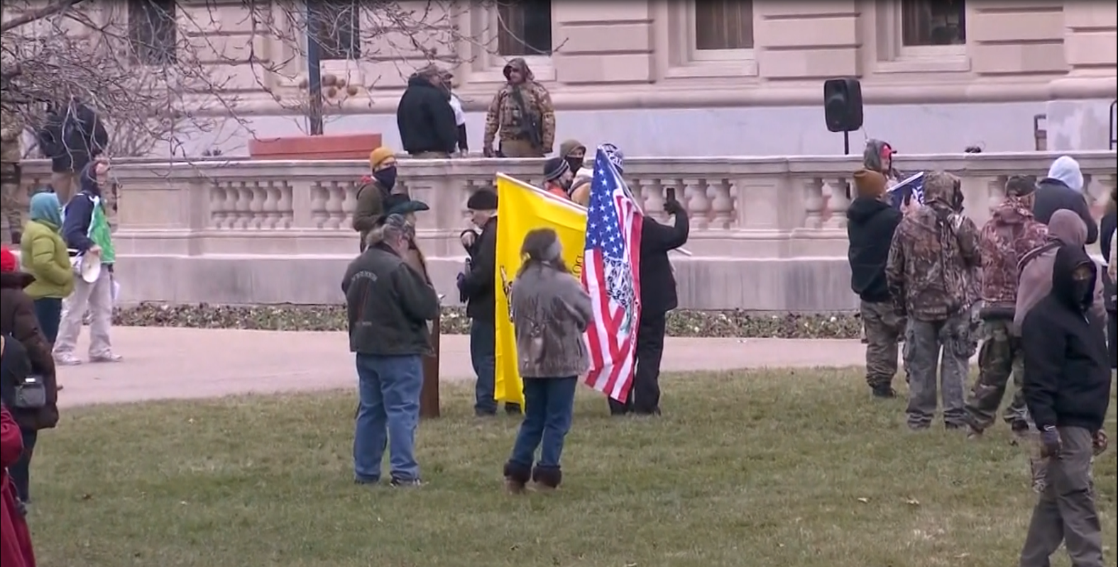 Protesters, many armed, gather outside Kentucky state Capitol | Local ...