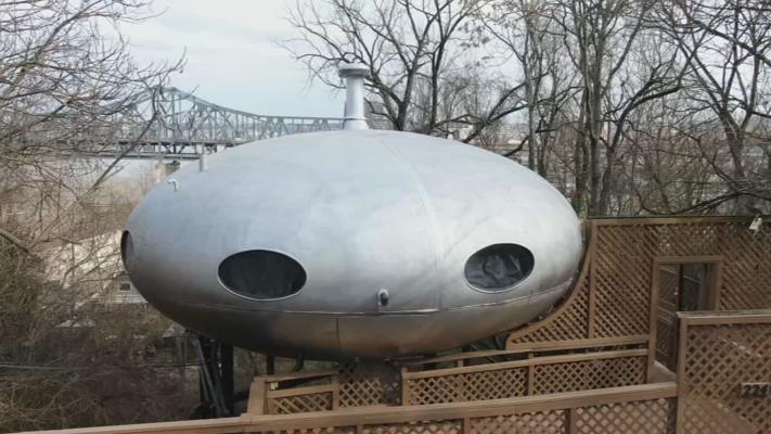 'Spaceship' spotted on Kentucky hillside is a house used for out-of ...