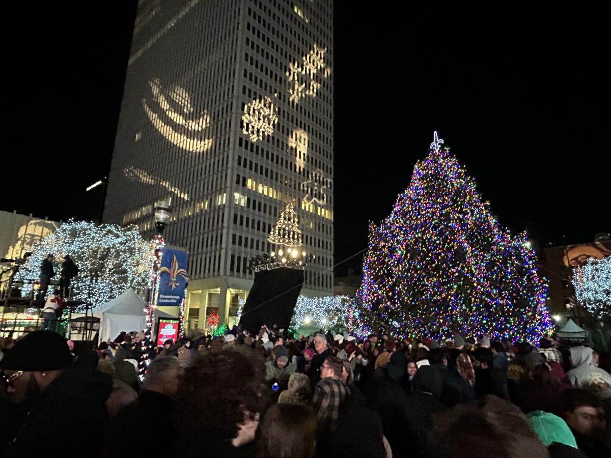Welcome the holiday season at annual Light Up Louisville event ...