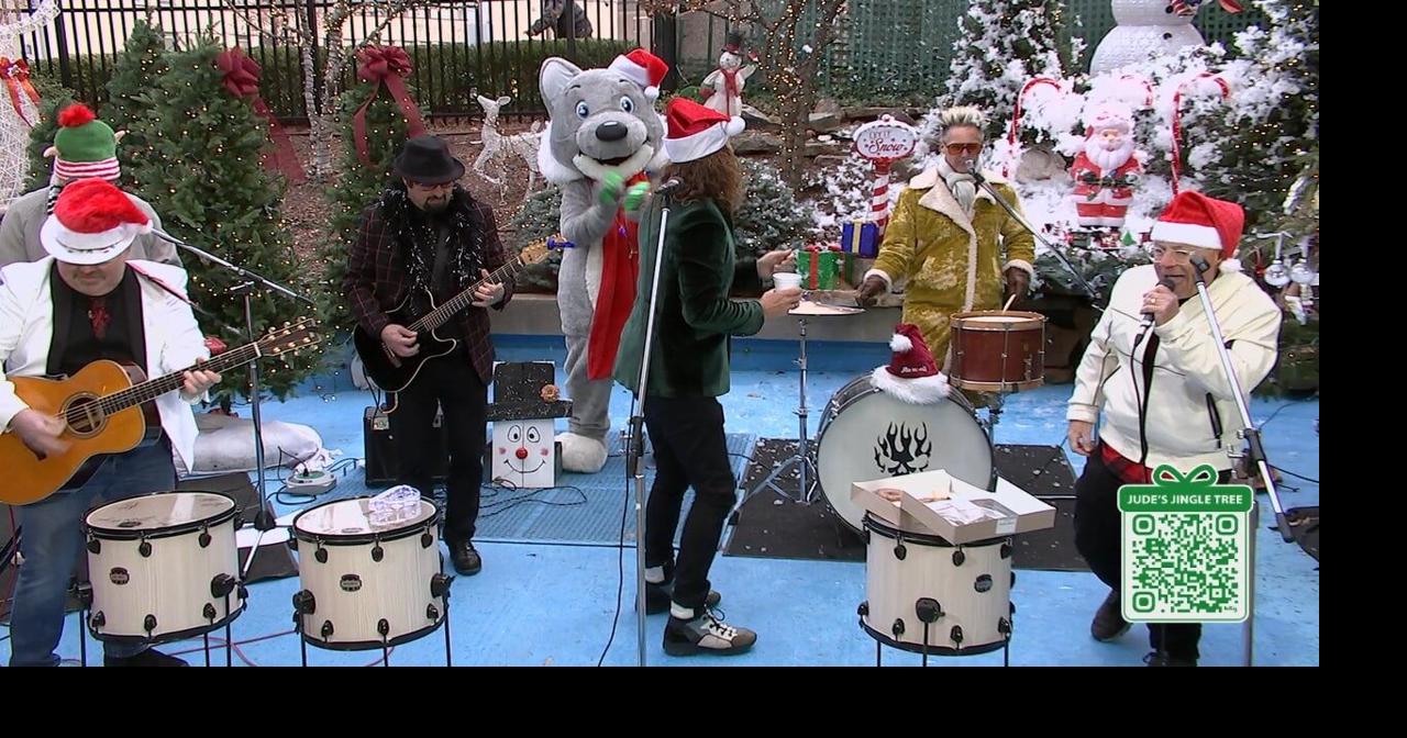 Peace Out - The Crashers conclude their musical interlude in the Jingle ...