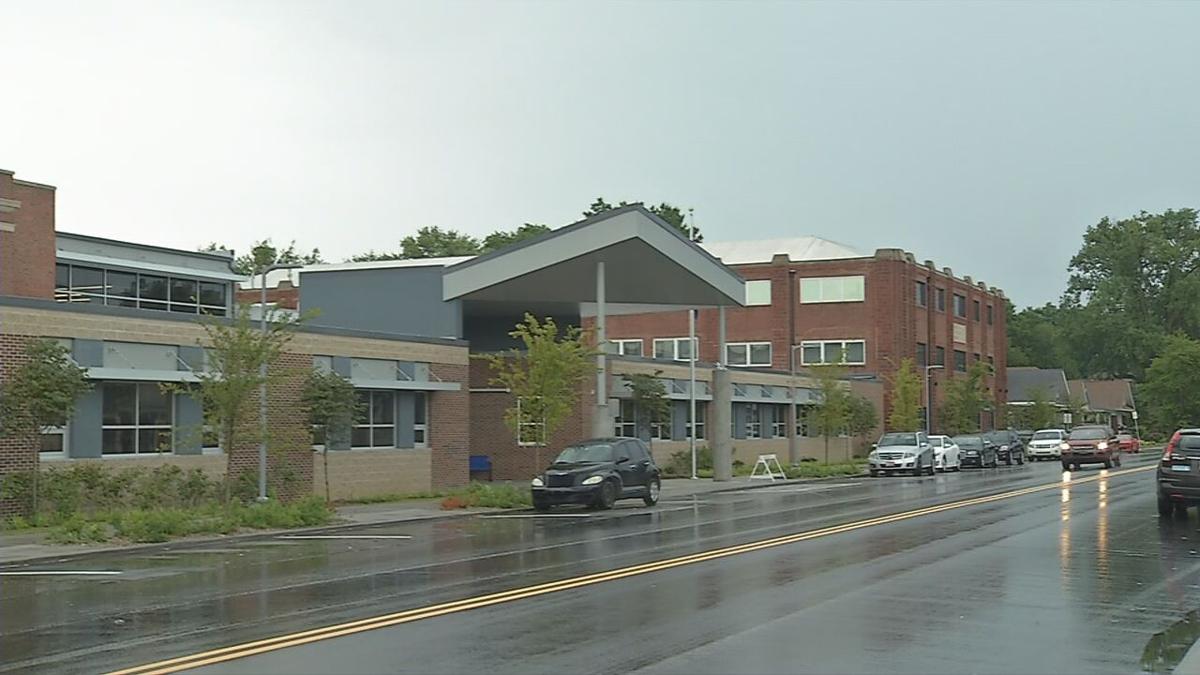 IMAGES | Ribbon cut on new Franklin Square Elementary School in ...