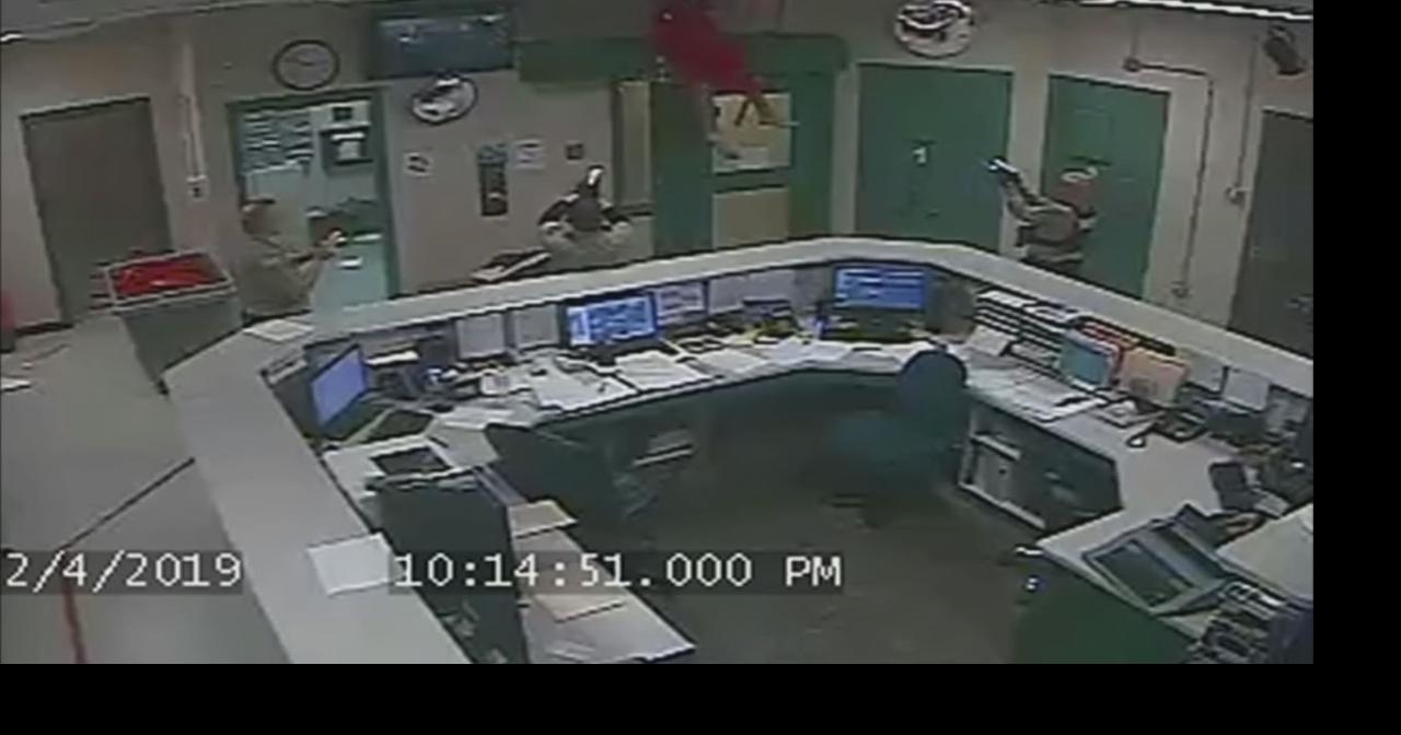 VIDEO | Inmate caught on surveillance footage falling through ceiling ...