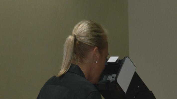 Kentucky drivers must pass vision test to renew license starting Jan. 1 ...