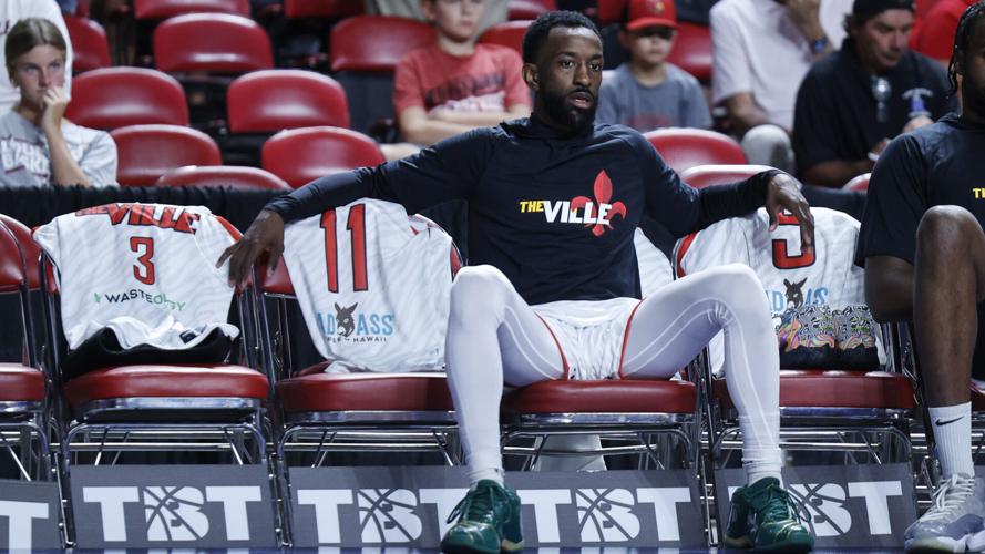 Former Louisville star Russ Smith acquires rights to ‘The Ville’ TBT ...