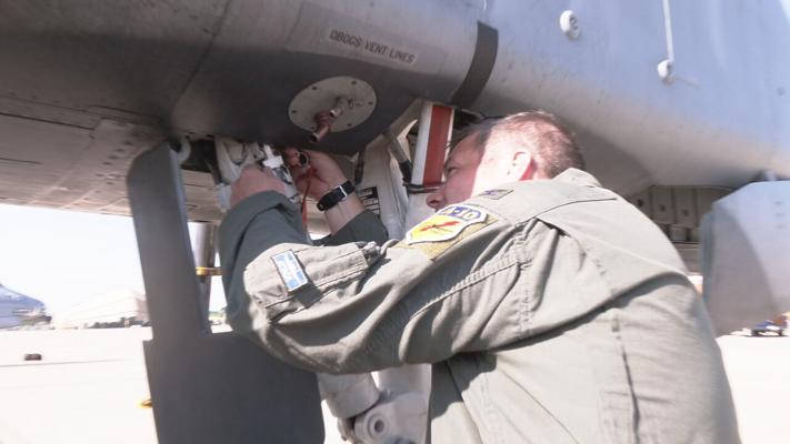 'Really special to me' | Pilot returns to Kentucky to fly in Thunder ...