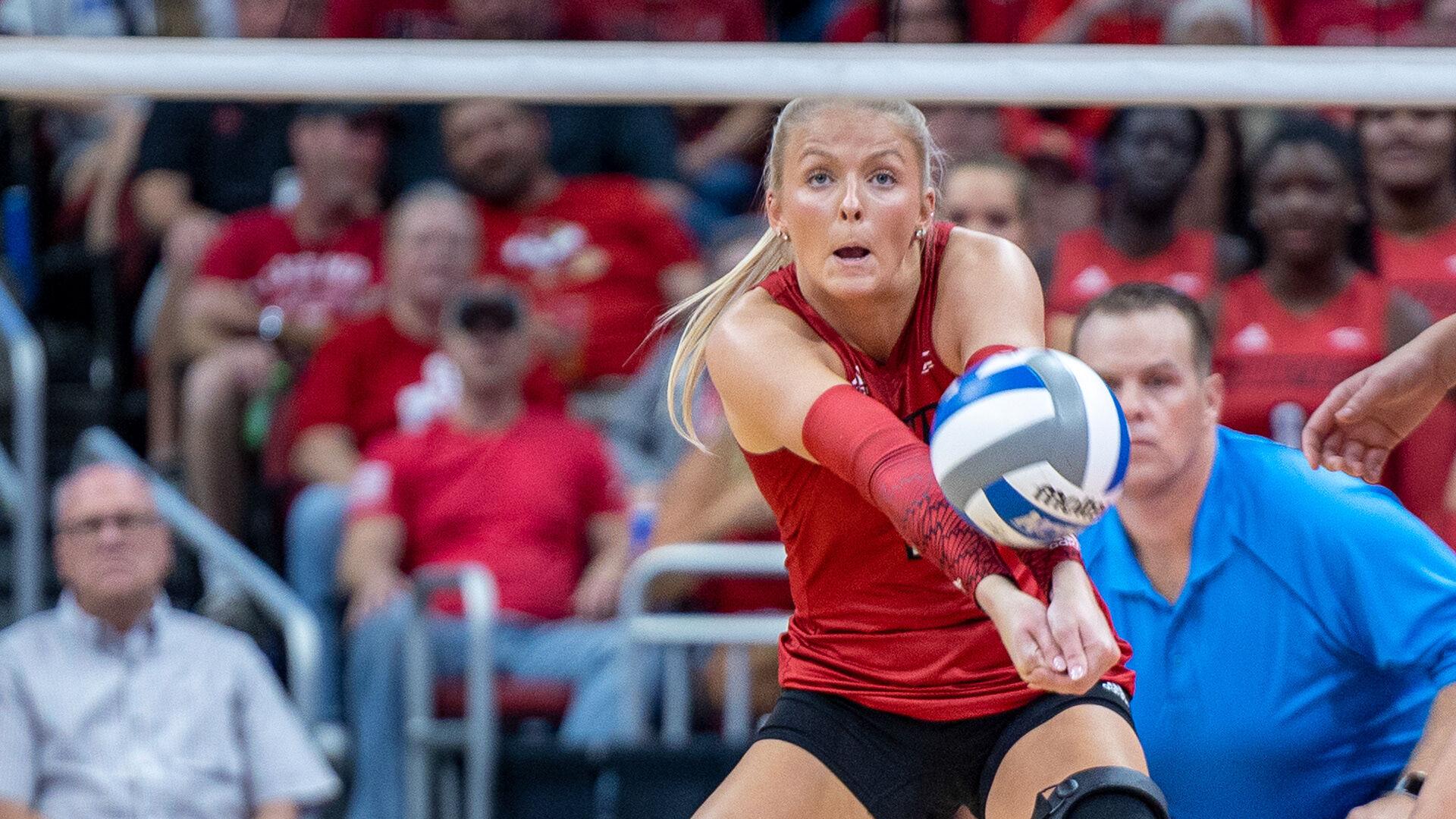 Hometown Final Four shot brings DeBeer back for one last Louisville ...