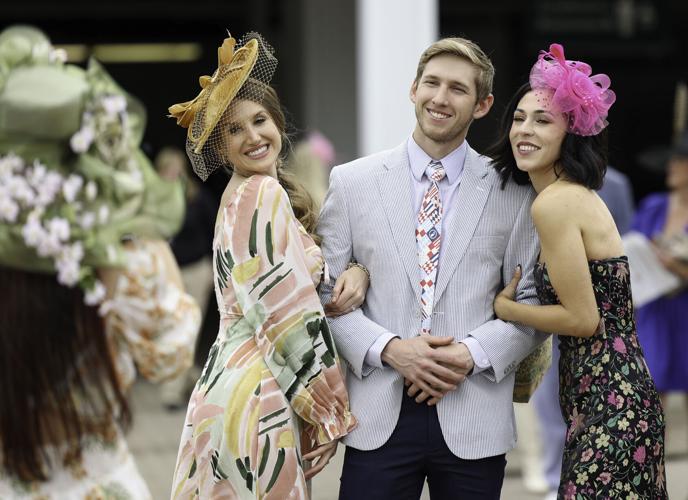 IMAGES | Scenes from the Thurby crowd at Churchill Downs, 2022 ...