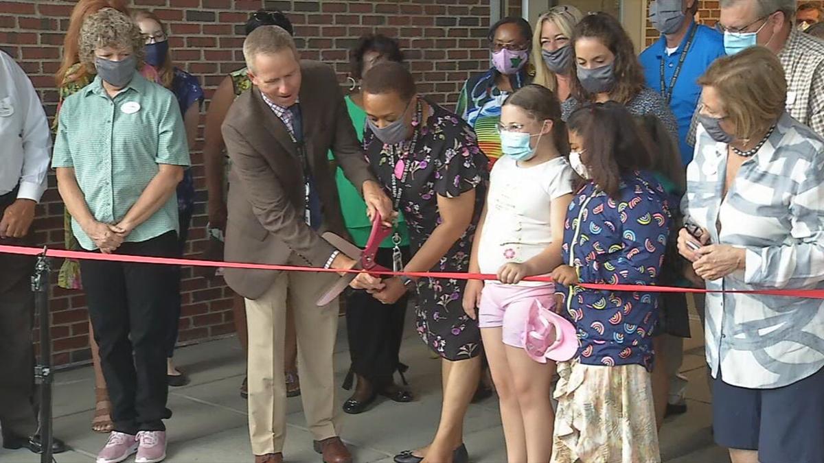 IMAGES | Ribbon cut on new Franklin Square Elementary School in ...