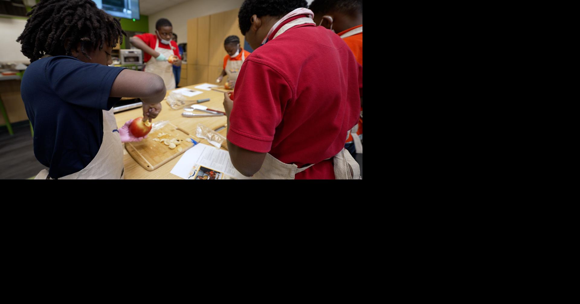 Cooking class for students at Byck Elementary led by Dare to Care, GE ...