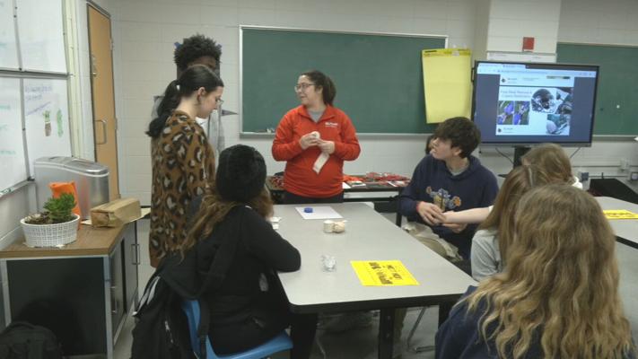 JCPS students learn sport sideline training techniques from UofL Health ...
