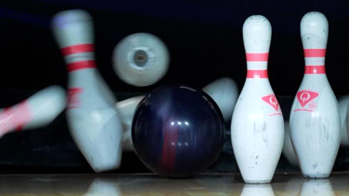 Kentucky high school bowling championships underway in Louisville ...