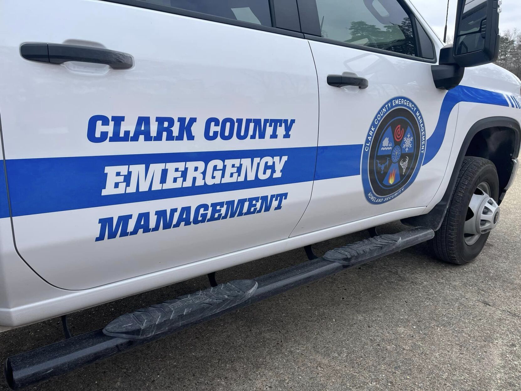 Clark County EMA in southern Indiana offering free weather radios in March | Local News | wdrb.com