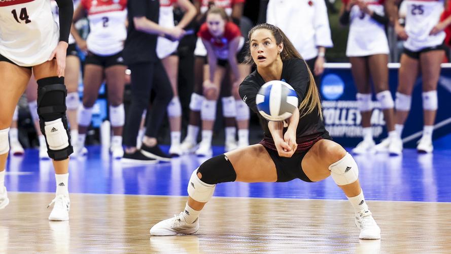 CRAWFORD | How Elena Scott's All-American abandon fueled Louisville's ...