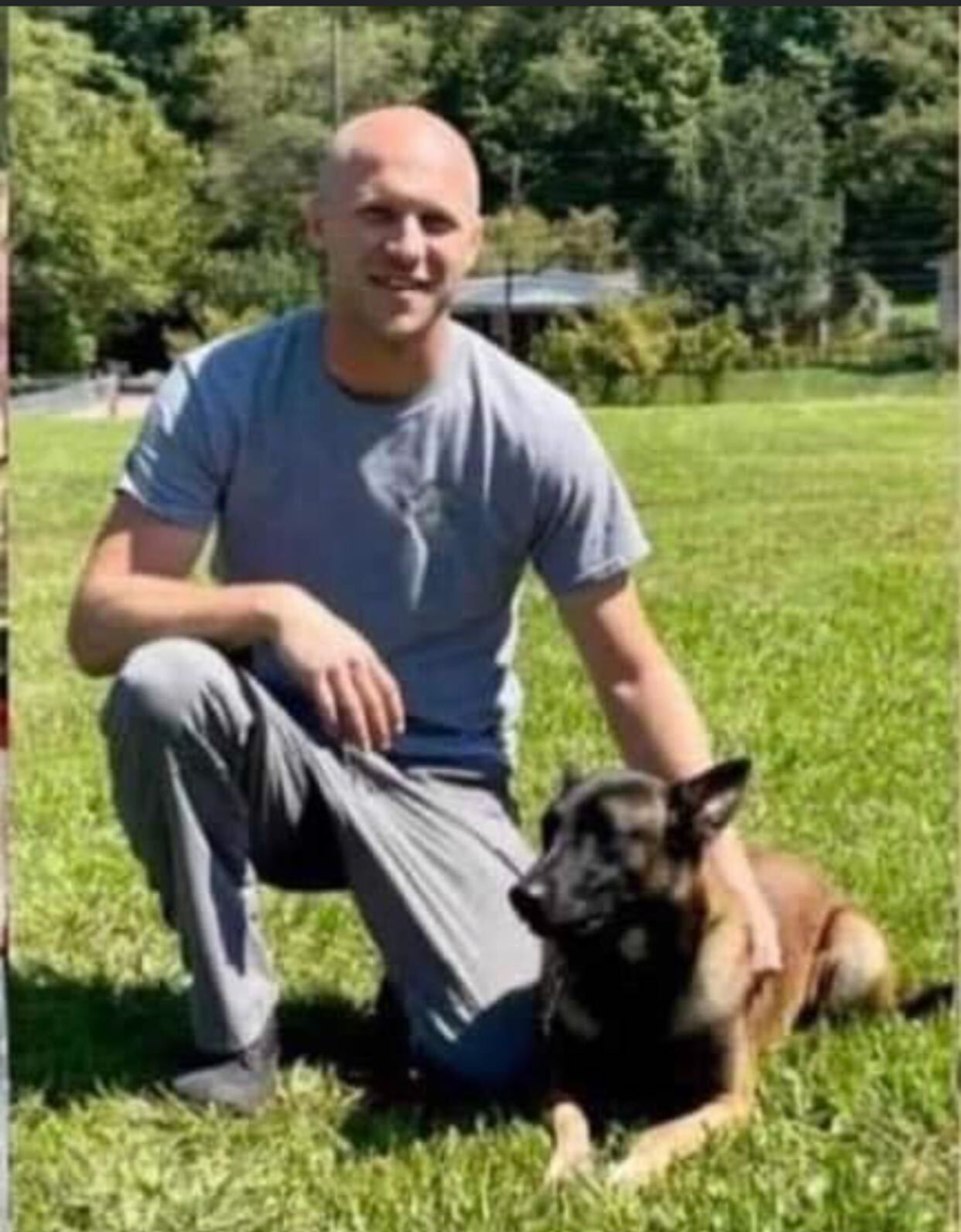 UPDATE: Kentucky man held on $10 million bond after killing 3 police ...