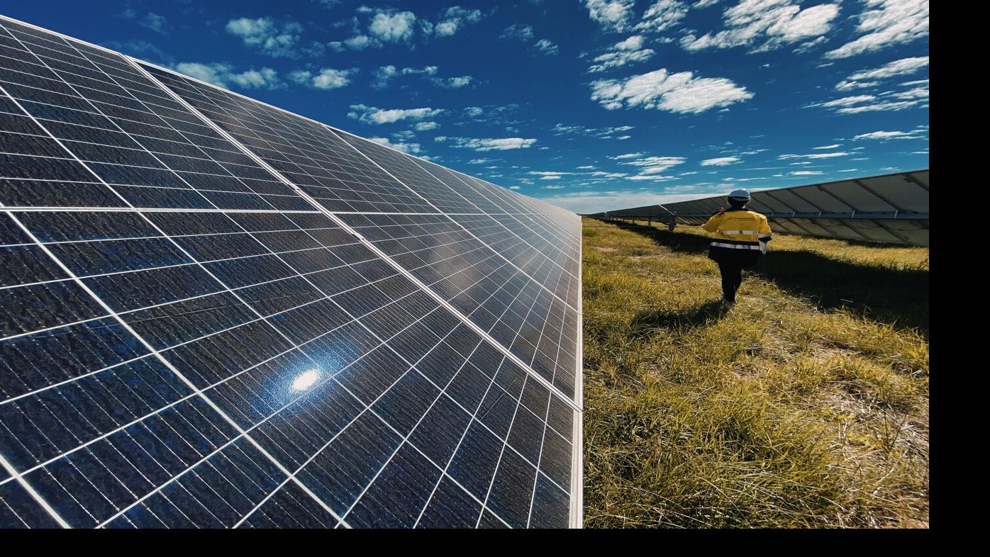 $800 million solar cell manufacturing facility being built in southern ...
