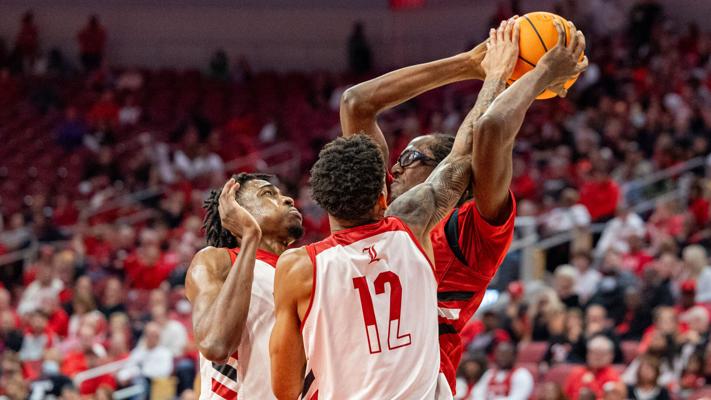 BOZICH | 3 reasons Louisville men's basketball team will be much better ...