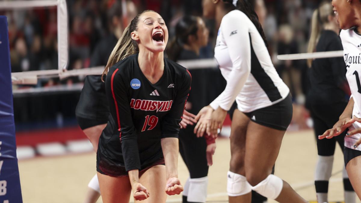 CRAWFORD | How Elena Scott's All-American abandon fueled Louisville's ...