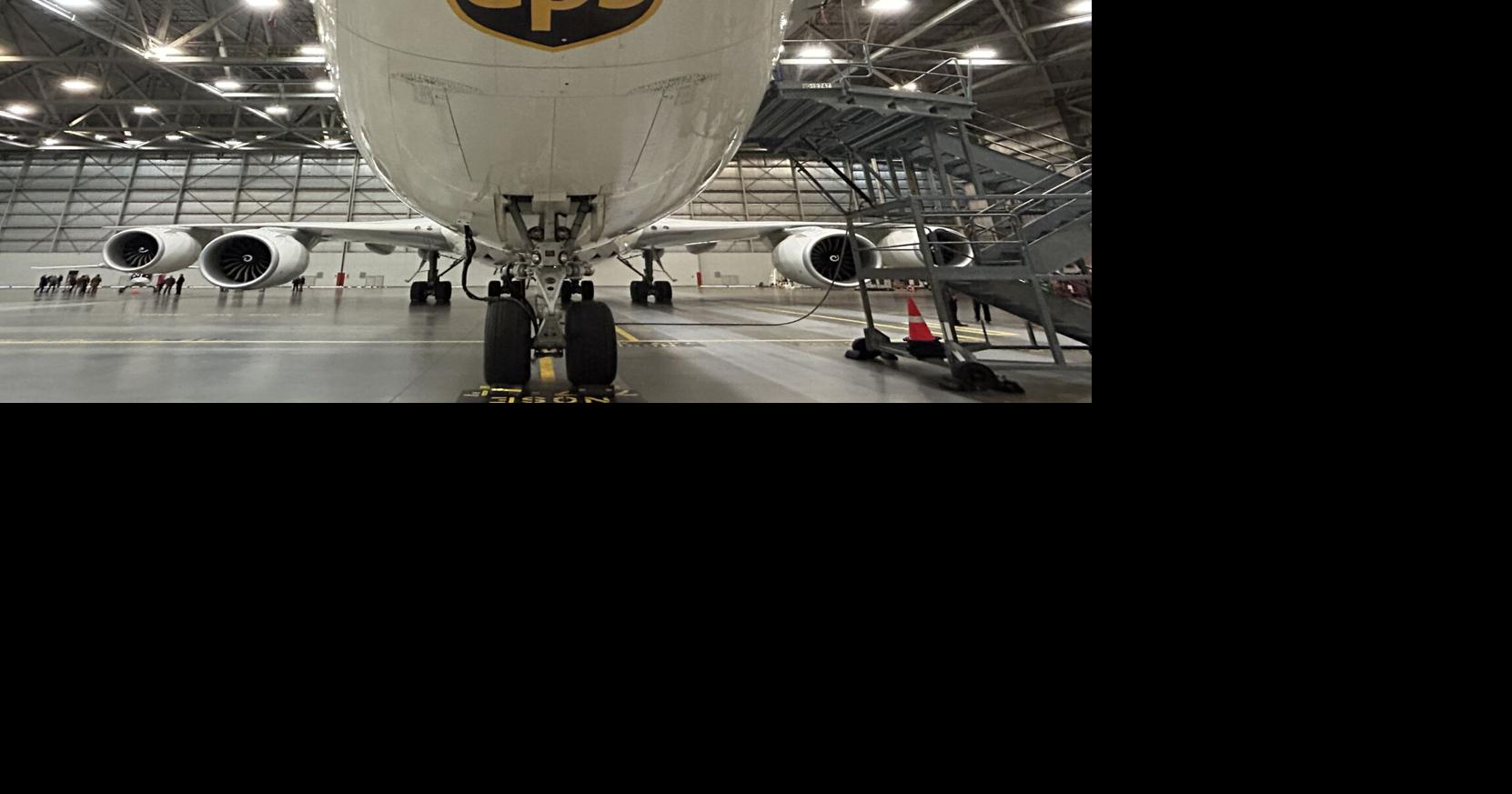 UPS pilots offered early retirement buyouts | Business | wdrb.com