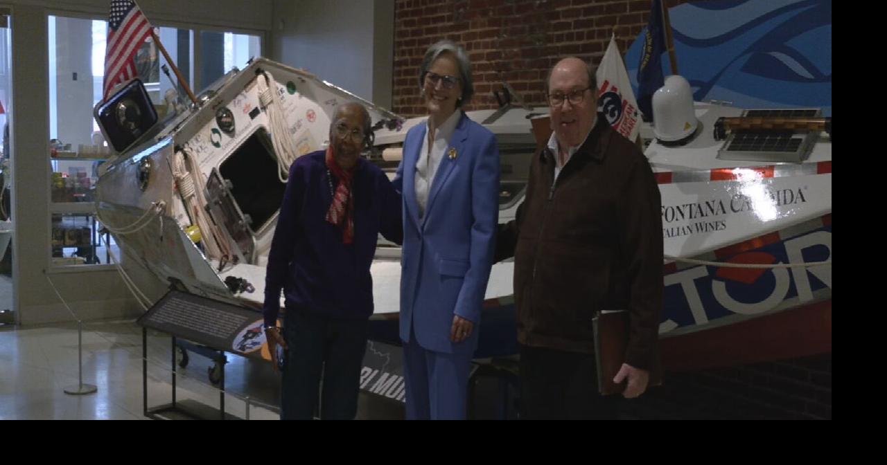 Tori Murden McClure donates her rowboat to Louisville's Frazier History ...