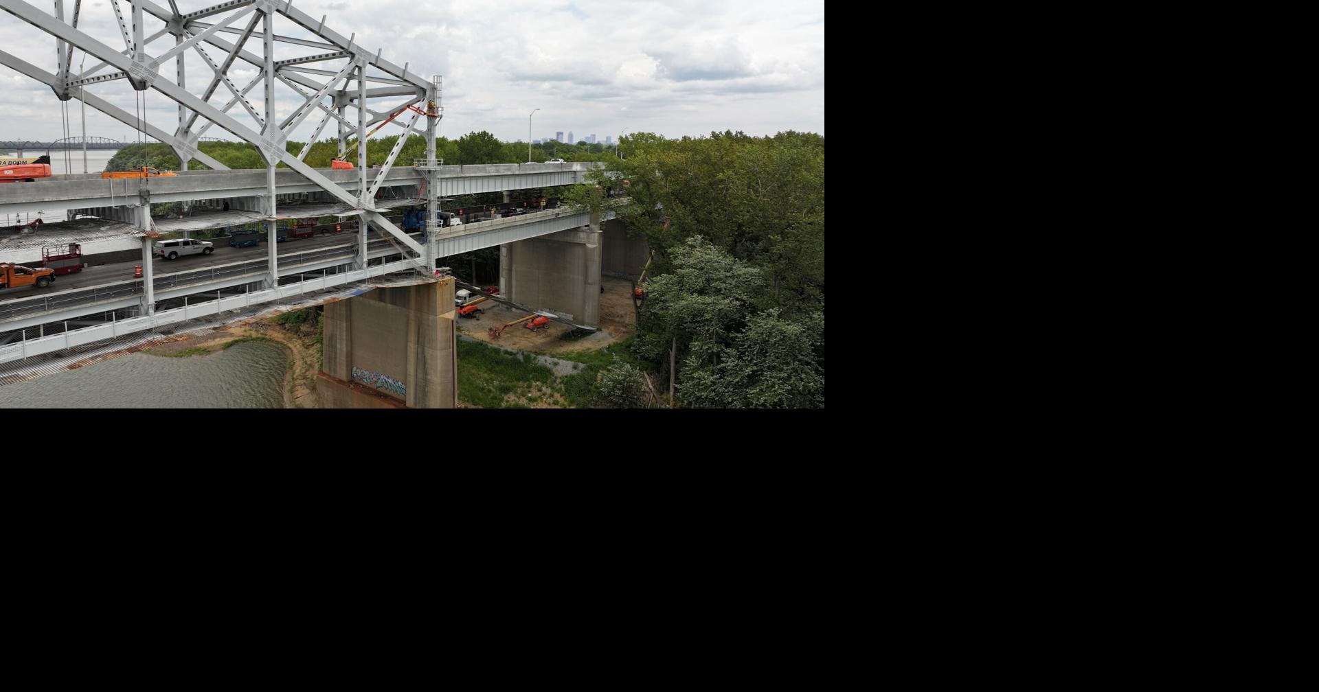 Eastbound lanes of Sherman Minton Bridge reopen after crash on Kentucky ...