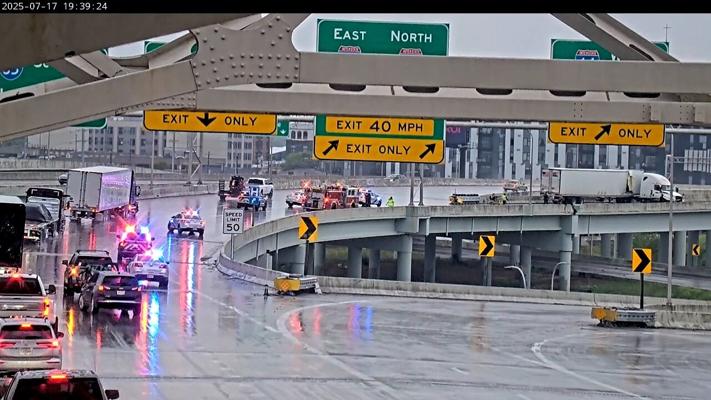 All lanes of I-65 South near Kennedy Bridge reopen after semitruck crash in downtown Louisville ...