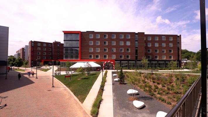 New dorm on UofL campus opens to 450 first-year students | Education ...
