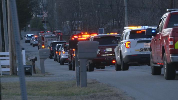 Victims of Lebanon Junction fire escorted to funeral home in Bullitt ...