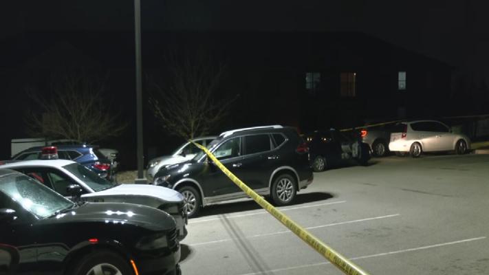 Jeffersonville man shot and killed outside New Albany apartment complex ...