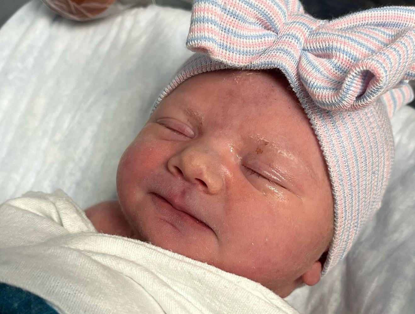 It's a girl! Chris Sutter and his wife welcome a daughter | Local News ...