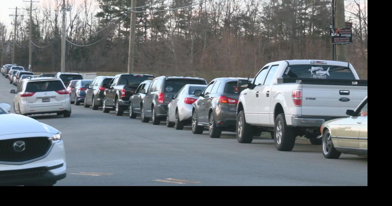 Long car-rider lines at JCPS schools causing traffic jams on Louisville ...