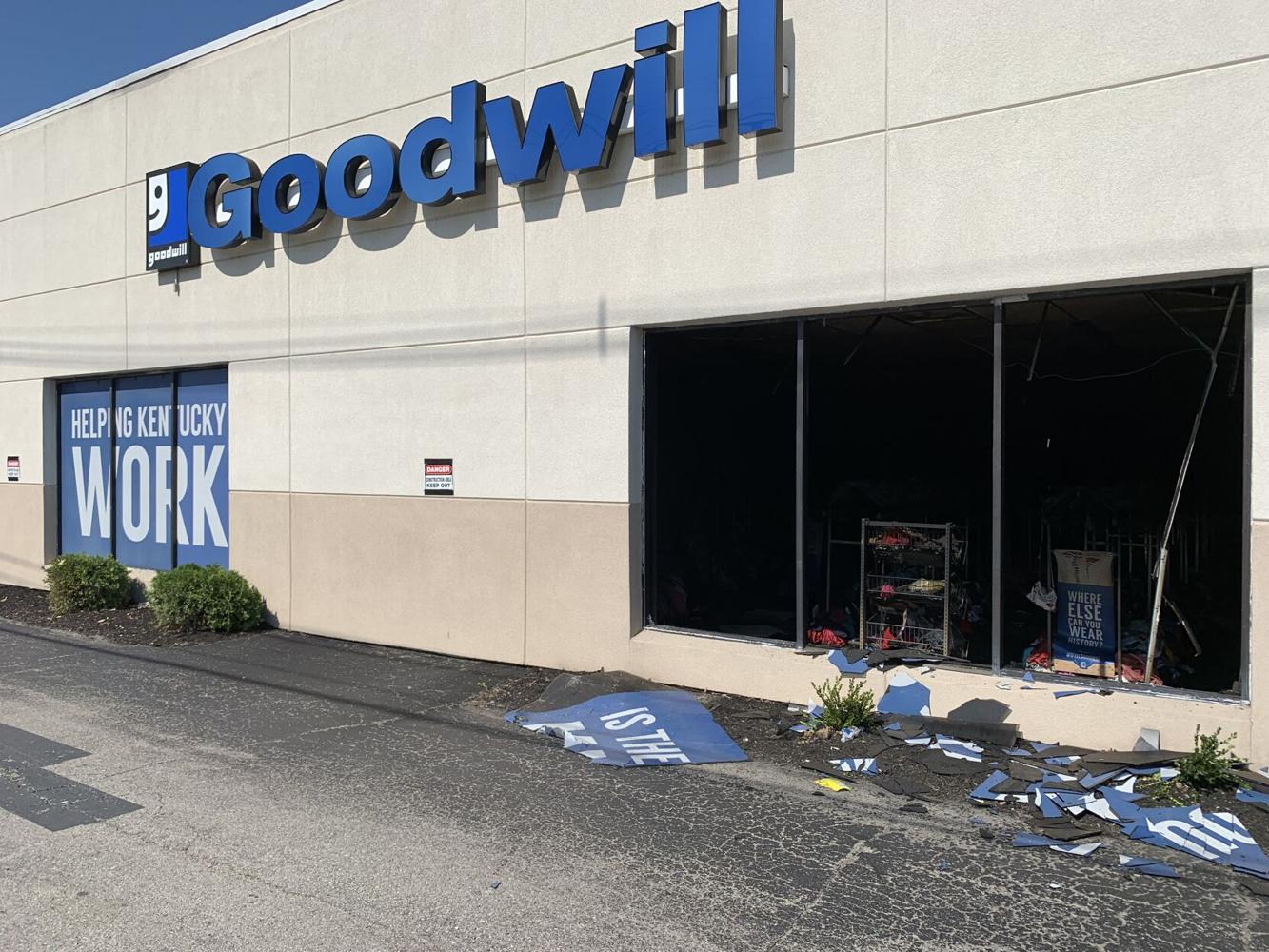 Fire guts Goodwill store on Dixie Highway in Pleasure Ridge Park ...