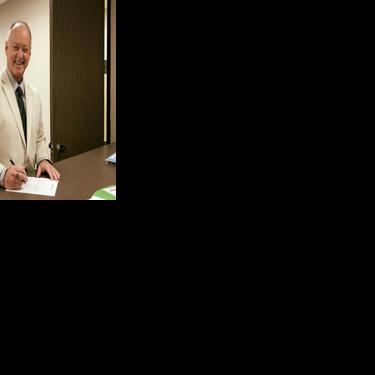 Jeffersonville Mayor Mike Moore files for re-election | News from WDRB ...