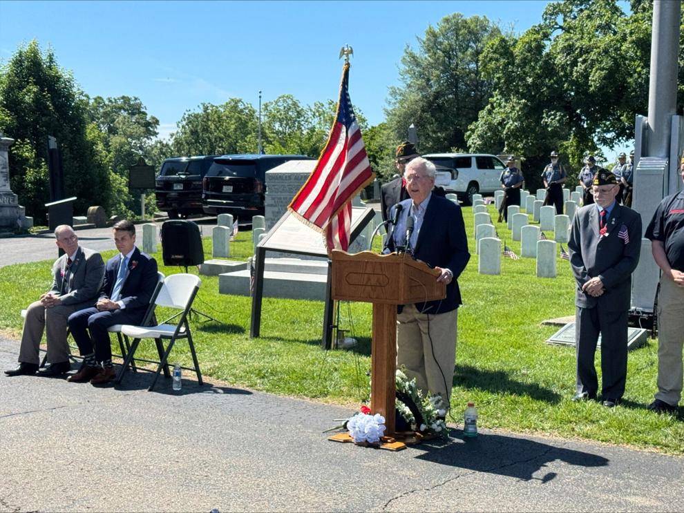 Sen. McConnell helps honor American heroes buried in Louisville on ...