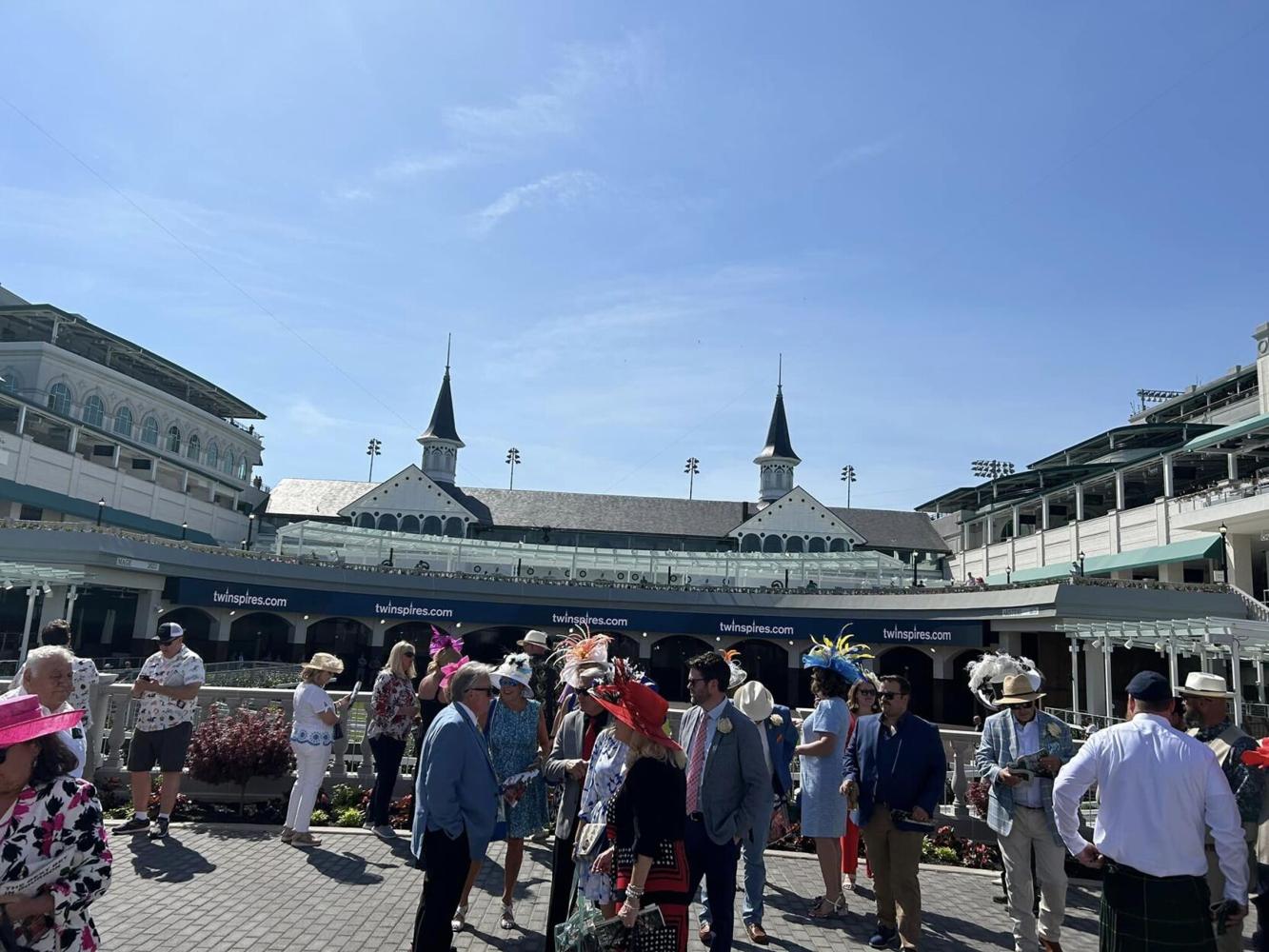 'Thurby' crowd turns out in colorful fashions as Kentucky Derby week ...