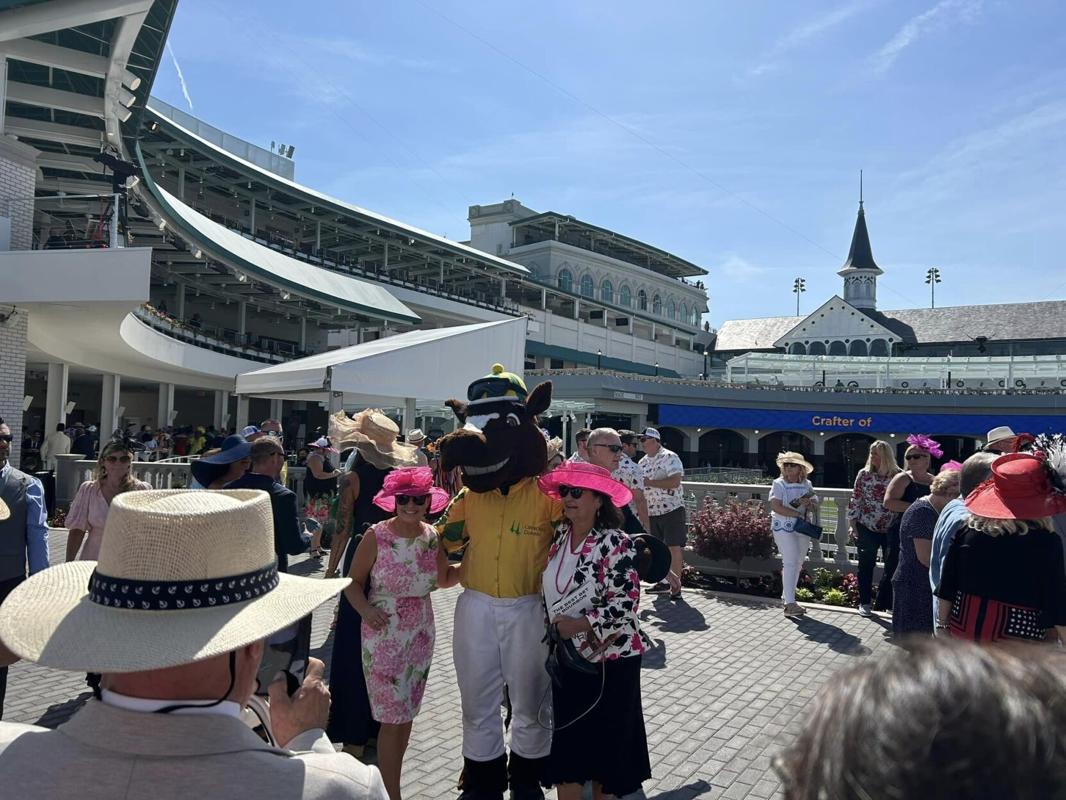 'Thurby' crowd turns out in colorful fashions as Kentucky Derby week ...