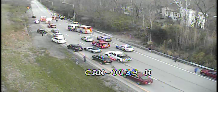 1 dead, 1 in critical condition after crash on I-71 near Watterson Expressway | Local News ...