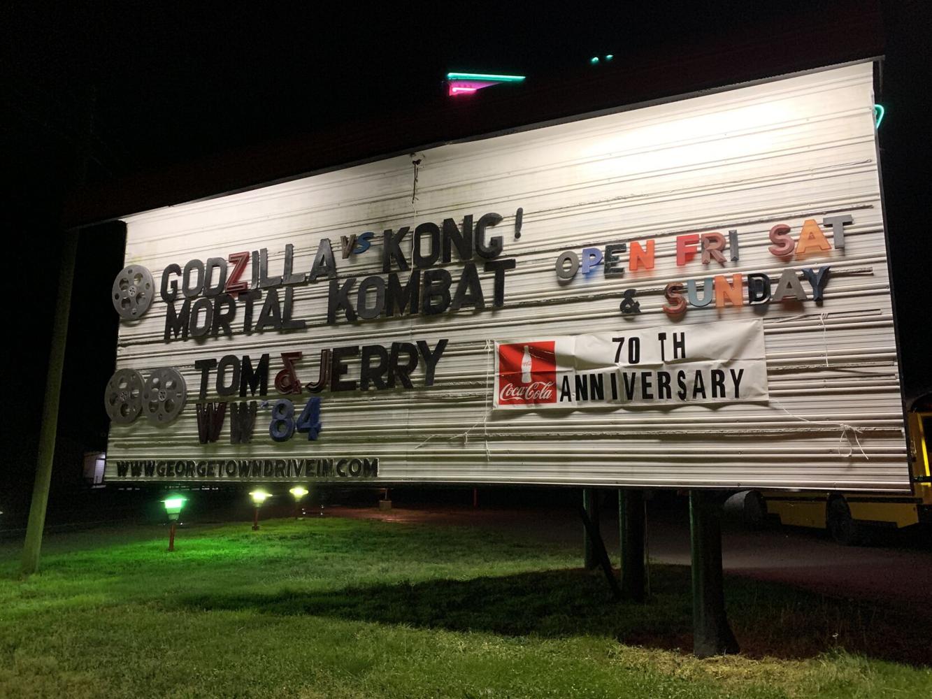 Georgetown Drive-In, keeping the outdoor theater tradition alive for 70 ...